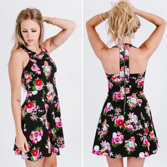 fab'rik | Dresses | Fabrik Daisy In The Dark Floral T Back Dress | Poshmark